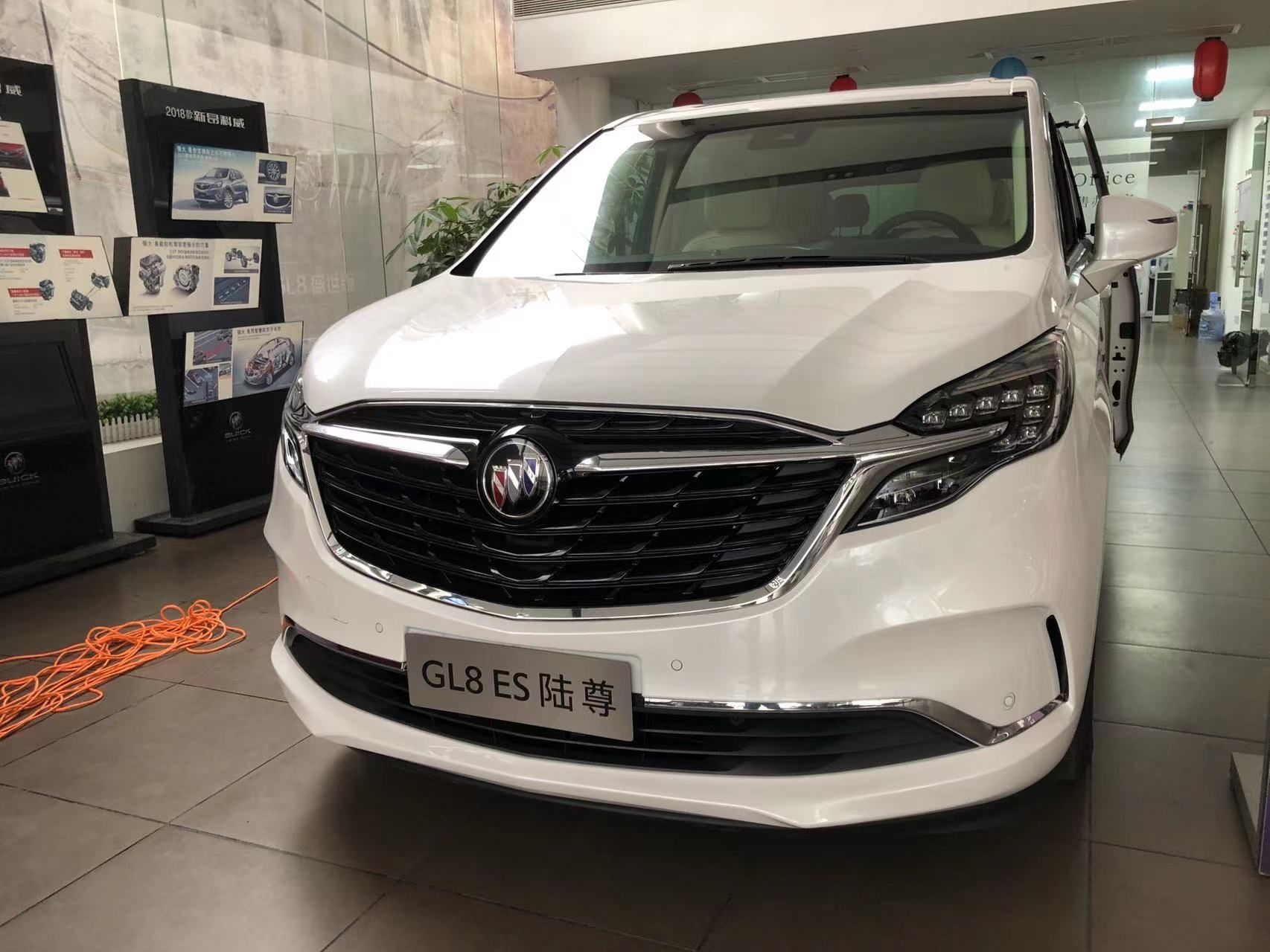 不加价的丰田赛那，离别克GL8的王座还有多远？_搜狐汽车_搜狐网