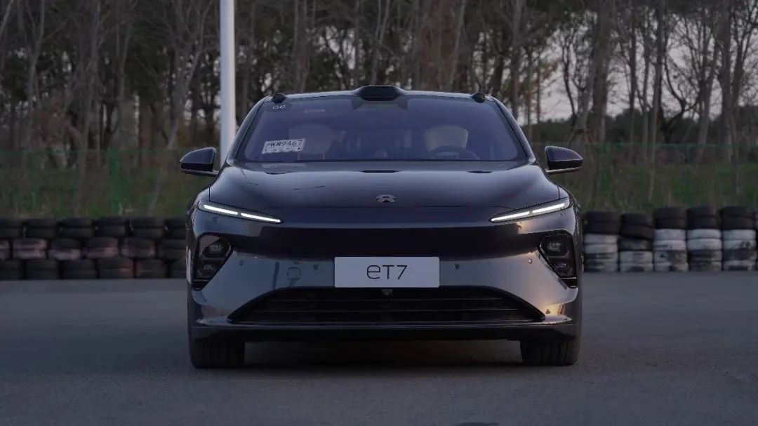 华为HI加持，阿尔法S能比蔚来ET7、智己L7更强吗？_搜狐汽车_搜狐网