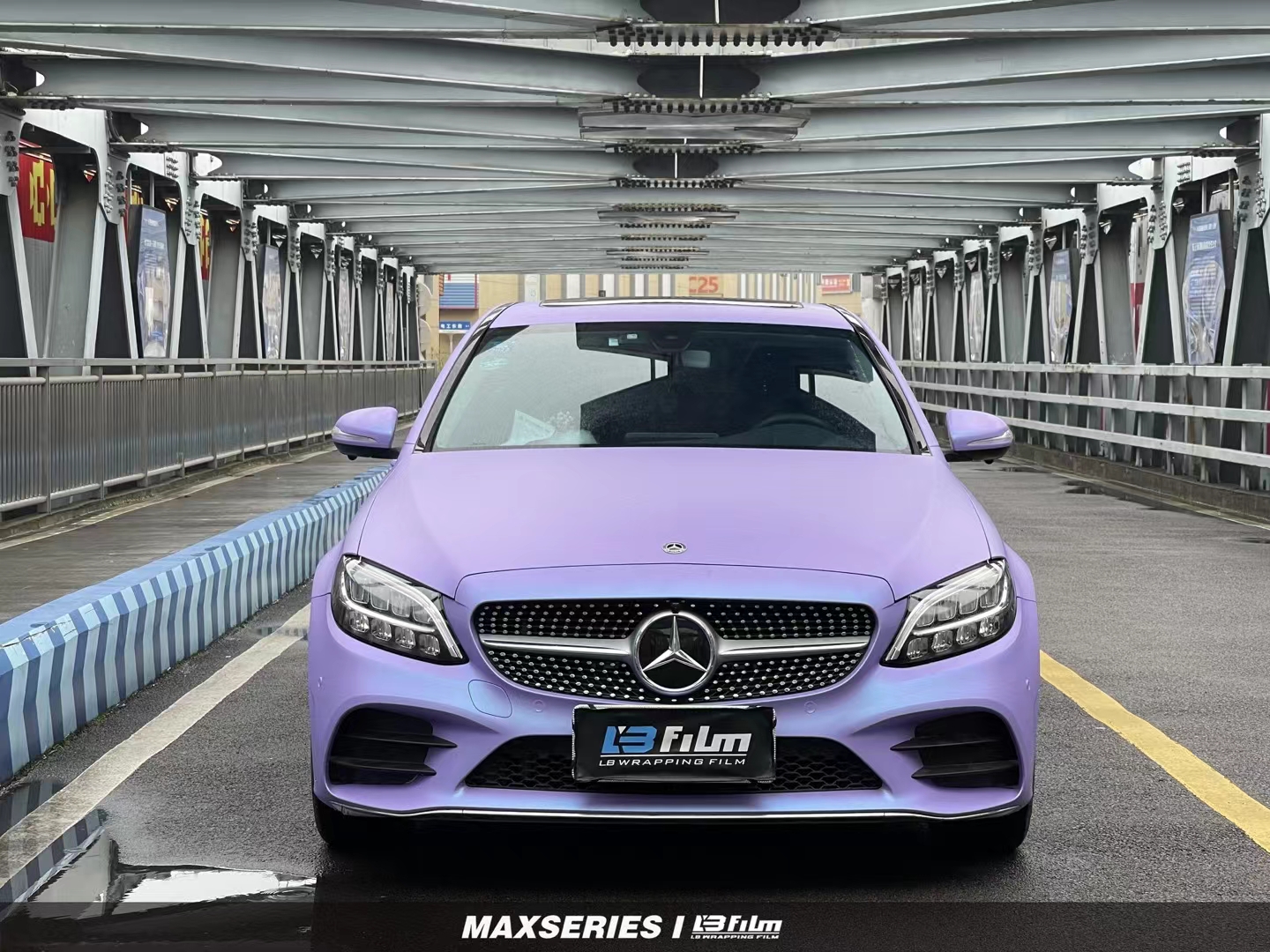 奔驰-E级LBFILM改色膜梦幻极光蓝_搜狐汽车_搜狐网