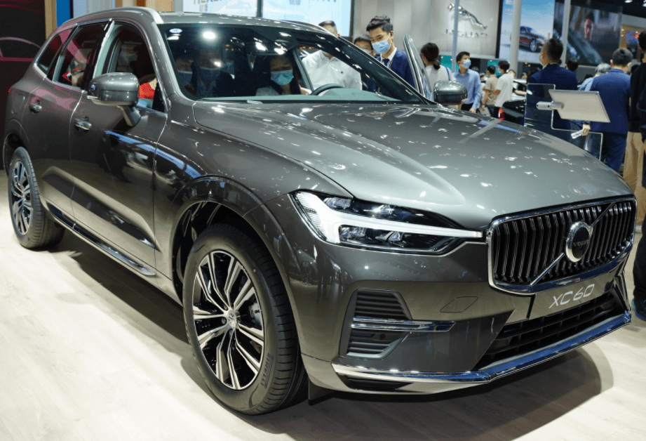 新款沃尔沃XC60正式上市！配置细节优化提升，售价37.79万起_搜狐汽车_搜狐网