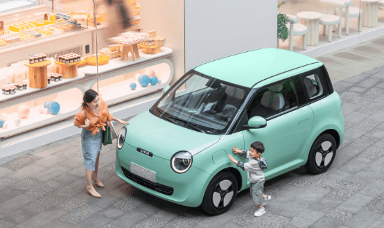 长安Lumin对比宏光MINIEV，A00级纯电小车怎么选？_搜狐汽车_搜狐网