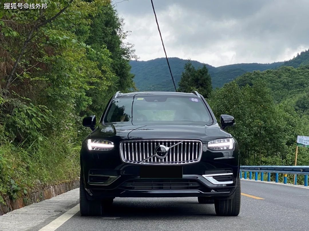 试驾沃尔沃XC90 T8：5.5秒破百，空气悬架比理想L9抗糙_搜狐汽车_搜狐网