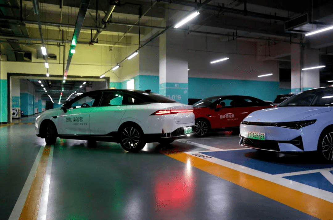 特斯拉FSD遭外媒质疑，小鹏能否追上就看CNGP？_搜狐汽车_搜狐网