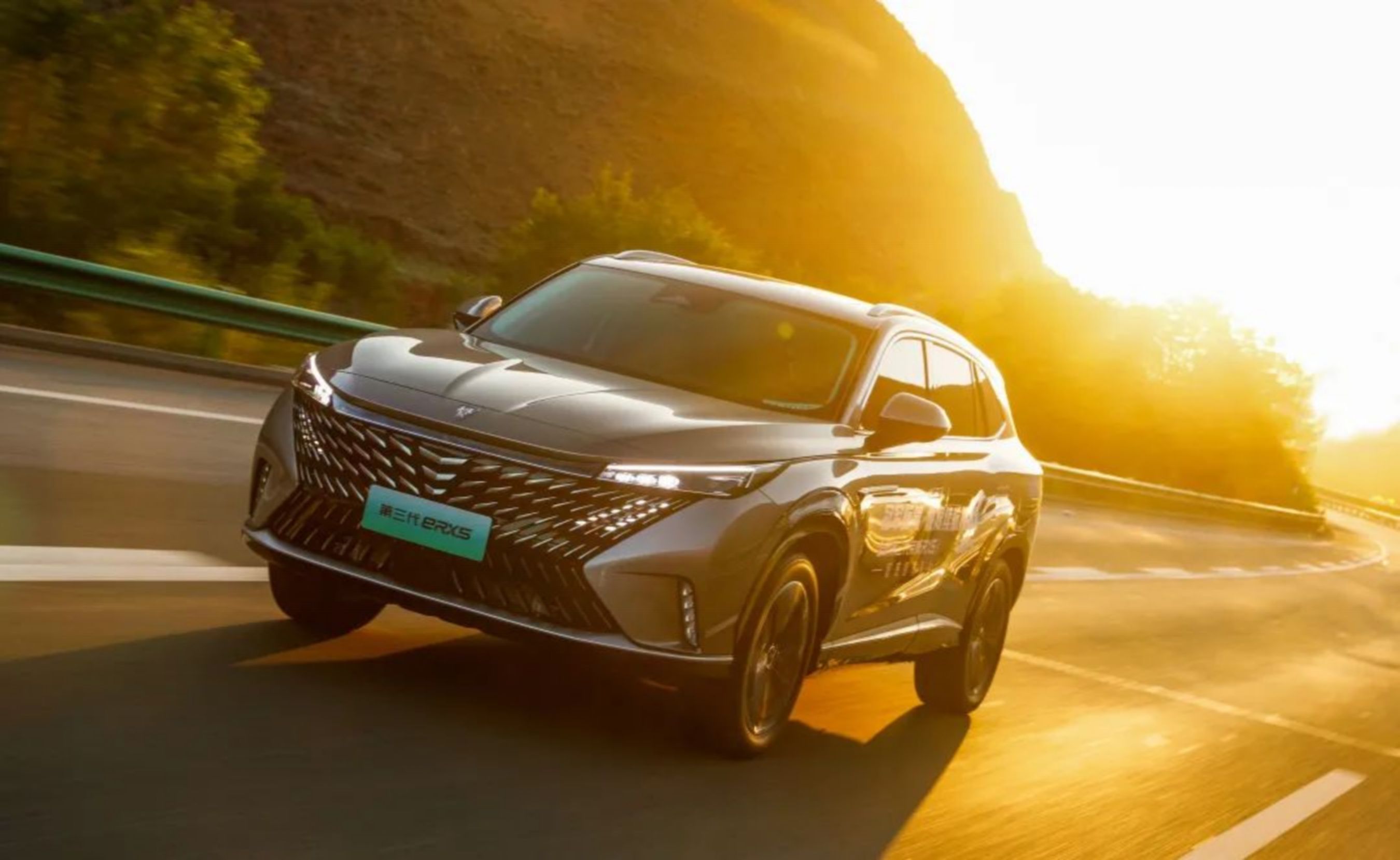 全新第三代荣威RX5/超混eRX5双车齐发，动力表现如何？_搜狐汽车_搜狐网