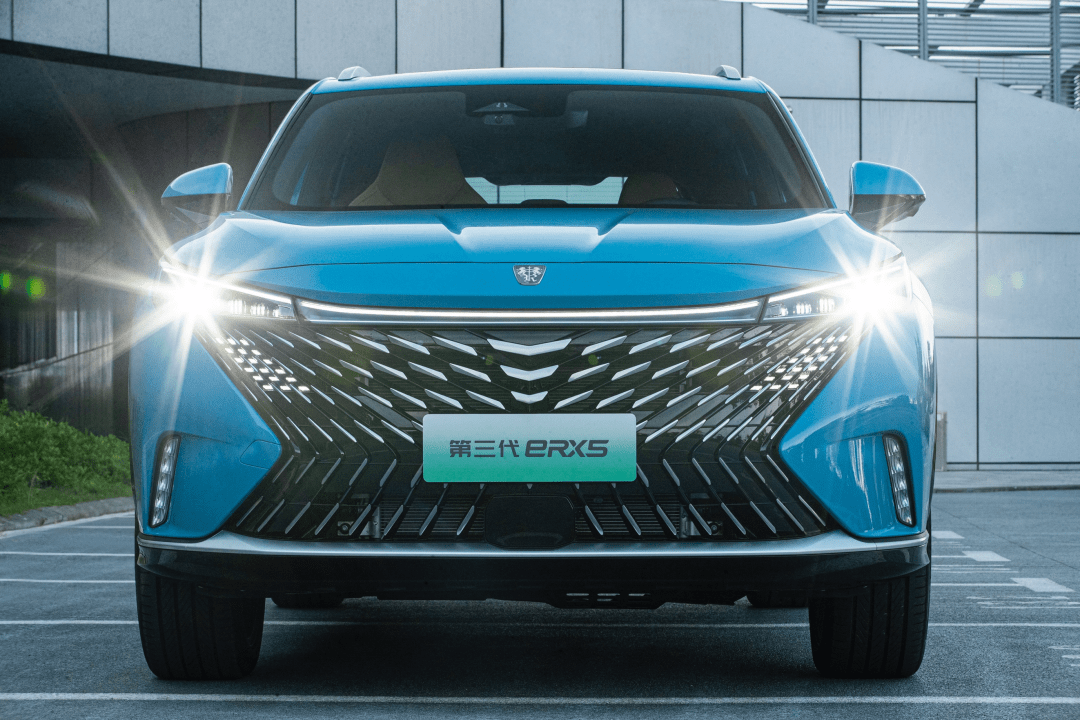 全新第三代荣威超混eRX5：续航高达1483km，出行0焦虑_搜狐汽车_搜狐网