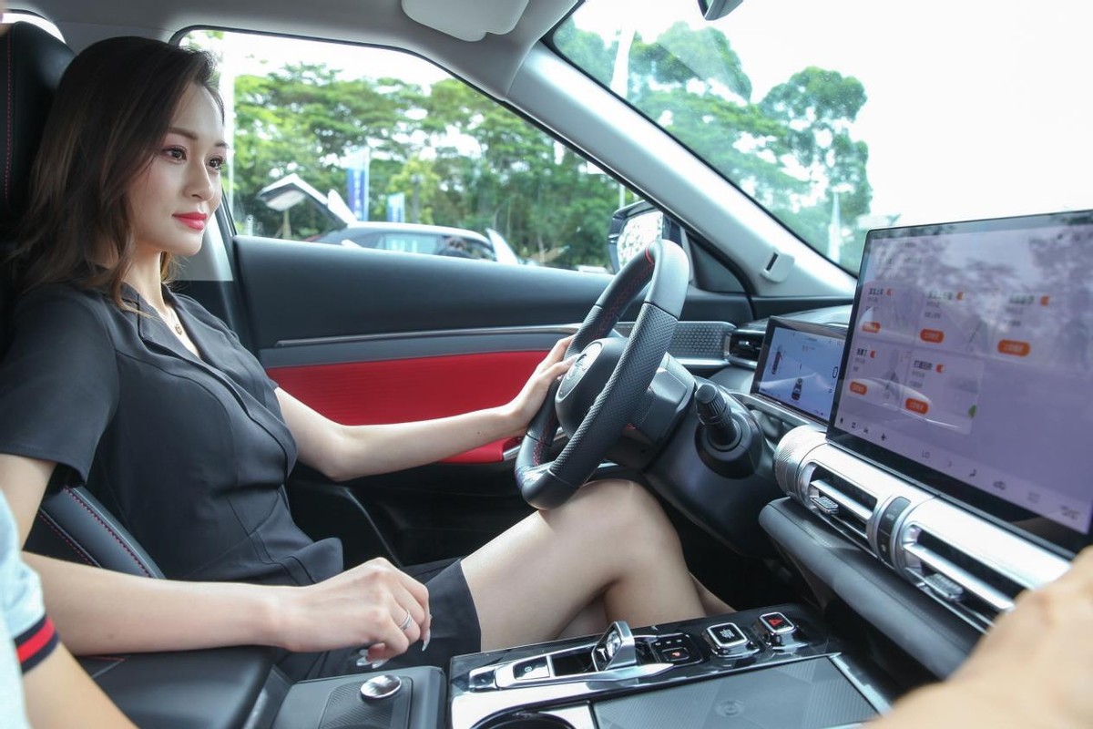 “一车更比三车强”，一箱油就能跑1711km，钜浪混动GMC2.0确实给力_搜狐汽车_搜狐网