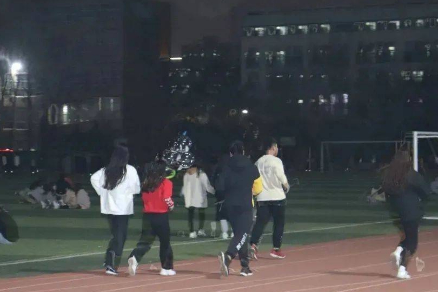 考60分与90分一样?你以为的大学生活 Vs 真实的大学生活作业社团什么
