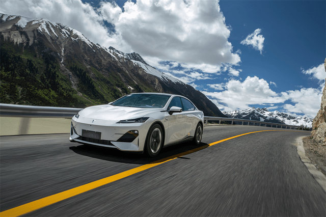 不补能挑战1200km超长续航，深蓝SL03展现硬核实力_搜狐汽车_搜狐网