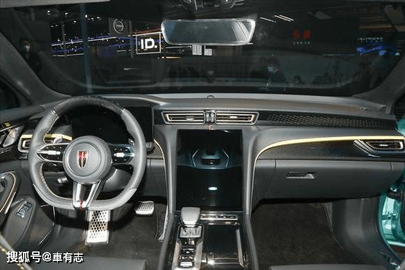 红旗H6正式亮相广州车展，轿跑造型+中置双排气，2.0T+8AT_搜狐汽车_搜狐网