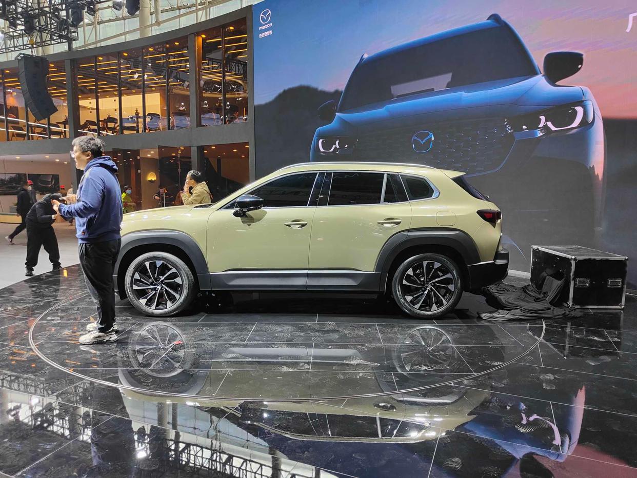 车展有料｜蔚来ES8/马自达CX-50,盘点那些最适合自驾出游的SUV!_搜狐汽车_搜狐网