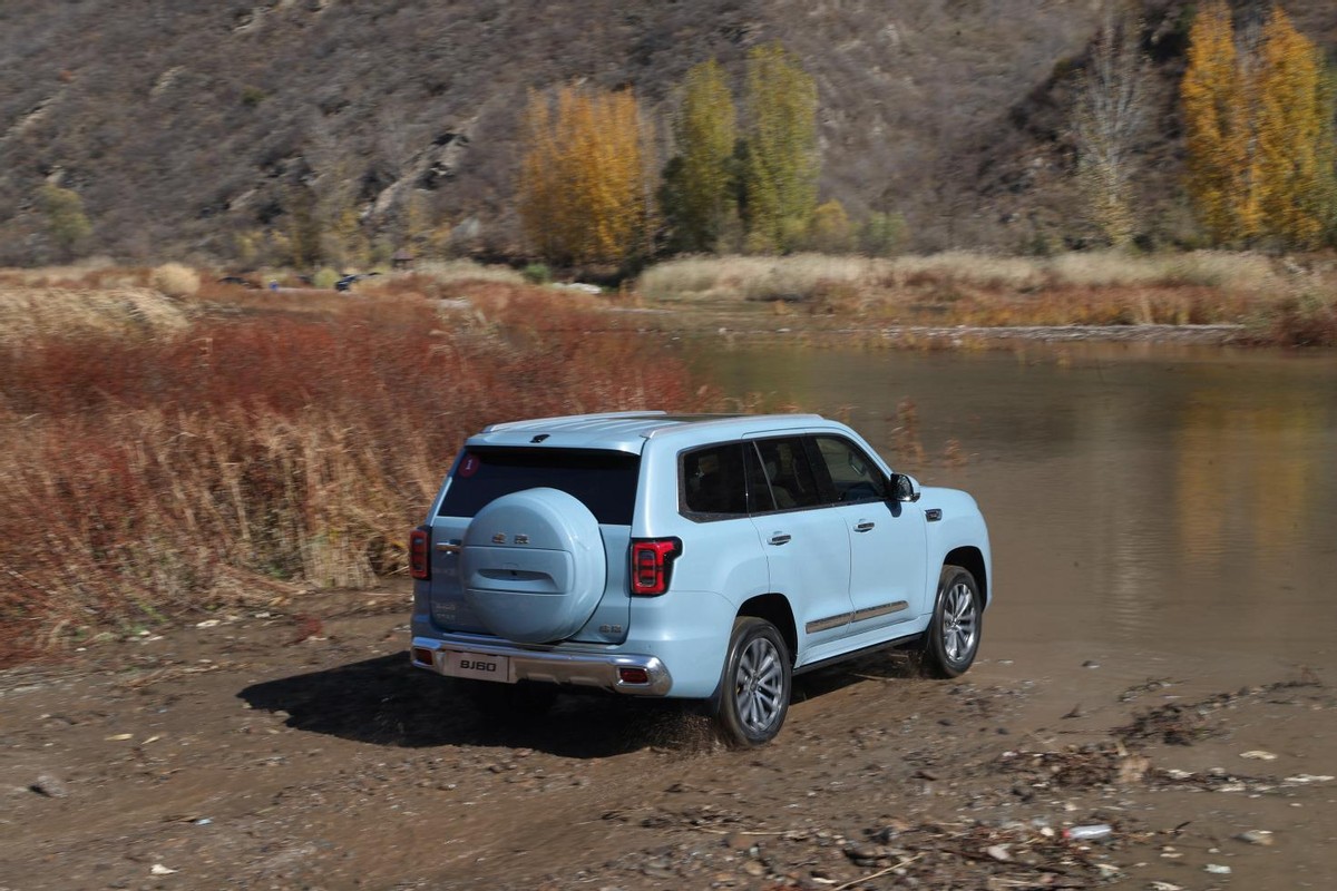 首月销量突破3000台 BJ60成为连接越野与家庭的完美答案_搜狐汽车_搜狐网