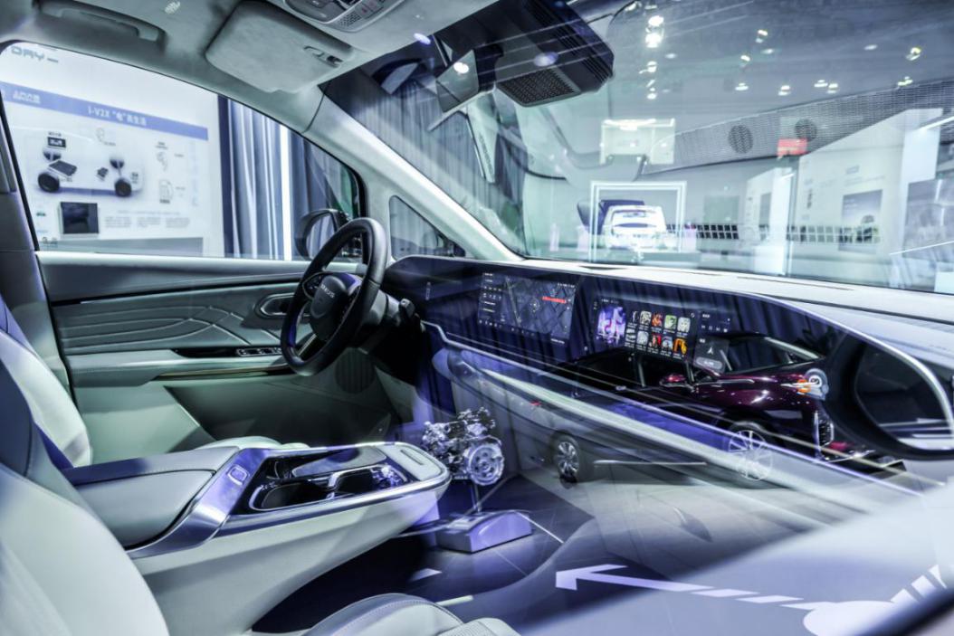 真自动驾驶MPV来了！“MPV世家”上汽大通MAXUS揭秘最新前瞻技术_搜狐汽车_搜狐网