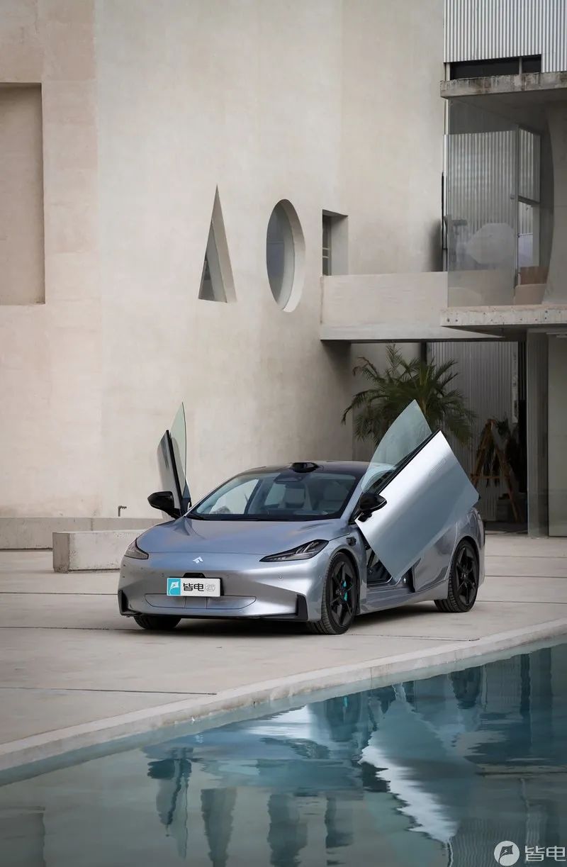 Hyper GT实拍！“旋翼门”+4s破百，剑指Model 3？_搜狐汽车_搜狐网