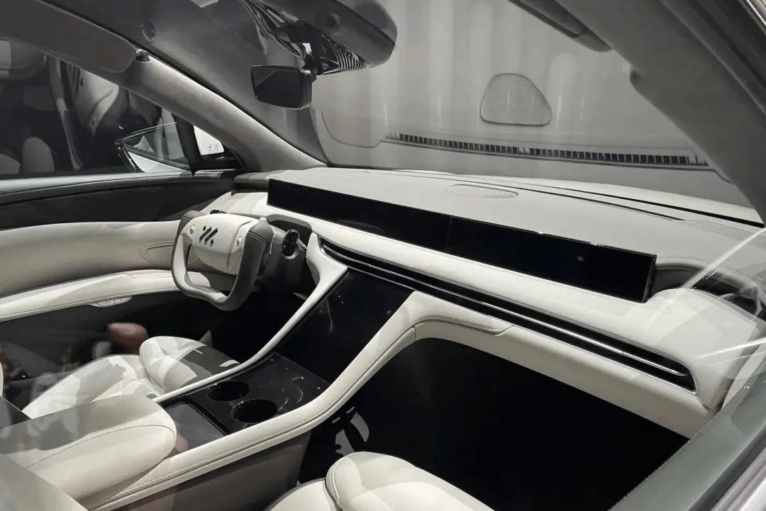 智己LS7量产版：车长超5米，轴距超3米，续航660km的大五座SUV！_搜狐汽车_搜狐网