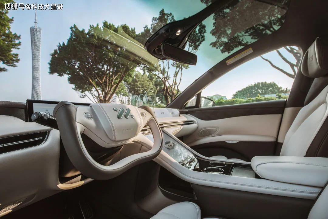 智己LS7正式对标特斯拉蔚小理；本田皓影e:PHEV通过工信部申报_搜狐汽车_搜狐网