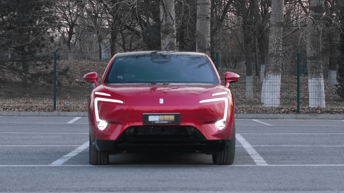 Model Y vs蔚来ES7 vs阿维塔11谁才是自动泊车天花板？_搜狐汽车_搜狐网