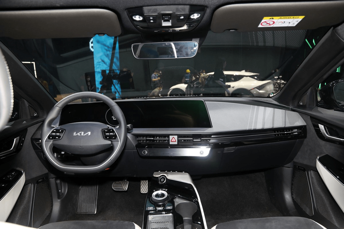 起亚EV6即将入华 2.9米轴距+600km续航 提供四驱_搜狐汽车_搜狐网