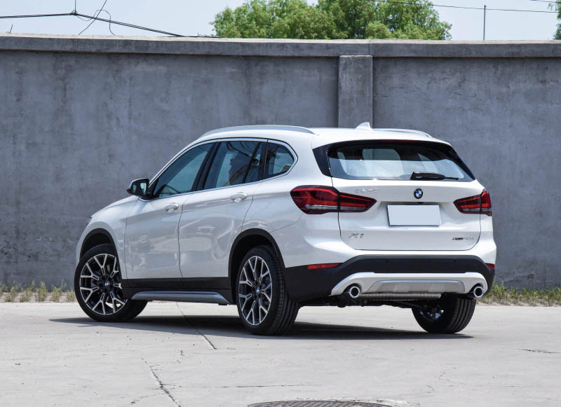 38岁中年大叔，月薪9000，存款30W，买宝马X1很丢人吗？_搜狐汽车_搜狐网