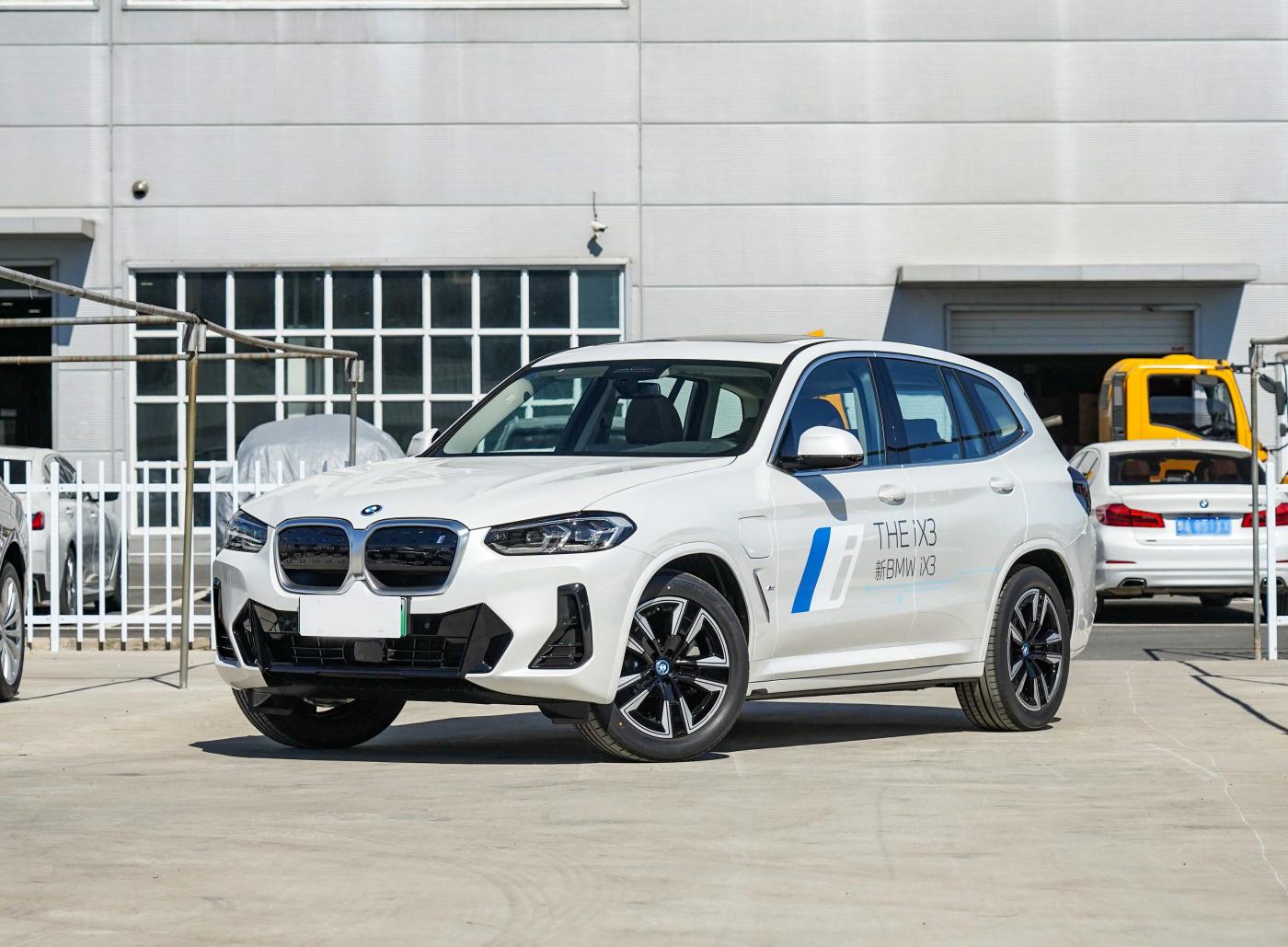 奔驰EQC、宝马iX3价格大幅跳水，为何奥迪Q4 e-tron依旧坚挺？_搜狐汽车_搜狐网