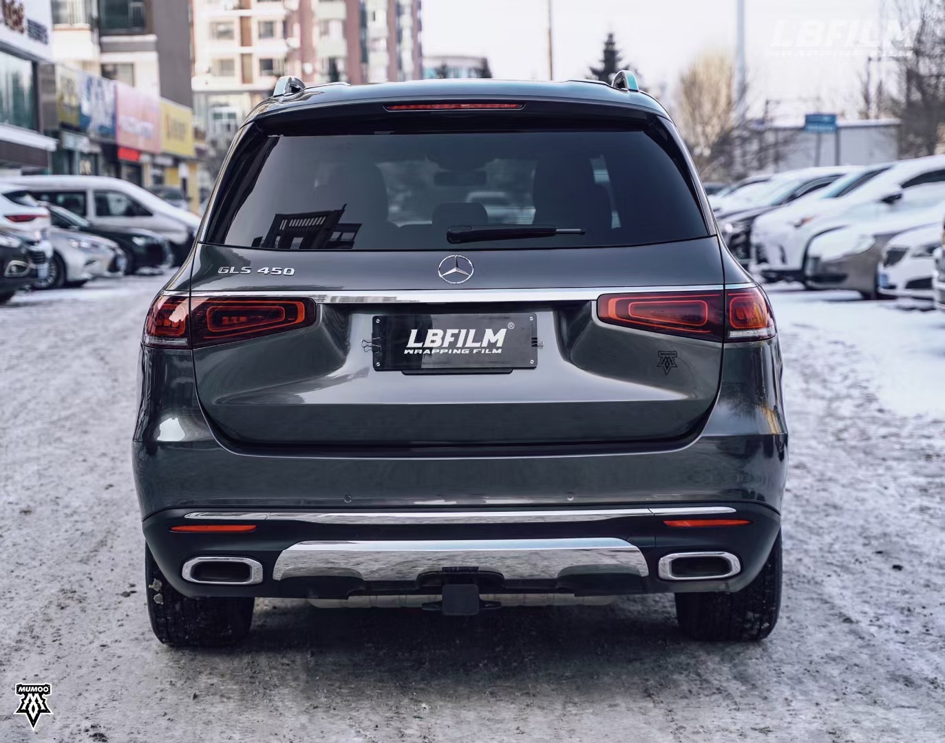 奔驰GLS450-LB改色膜液态金属深邃灰，冷硬不失内涵_搜狐汽车_搜狐网