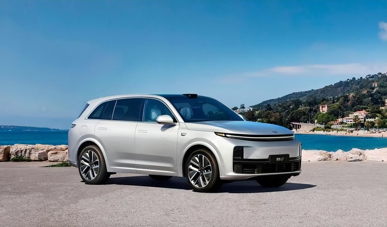 理想推出首款五座车型L7，小鹏旗舰车型G9是否再遇对手？_搜狐汽车_搜狐网