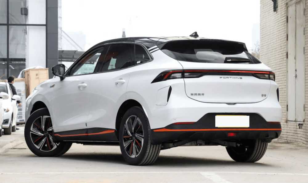 分体大灯，630km超长续航_搜狐汽车_搜狐网