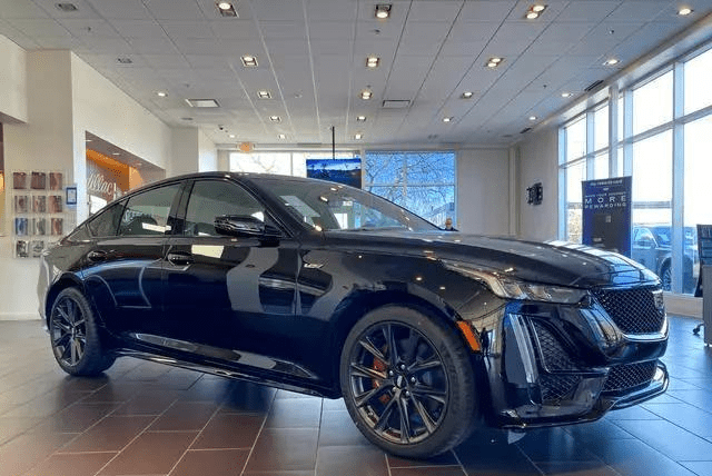 3.4s破百！凯迪拉克CT5海外实车，动力强劲，和奥迪RS6谁更强？_搜狐汽车_搜狐网