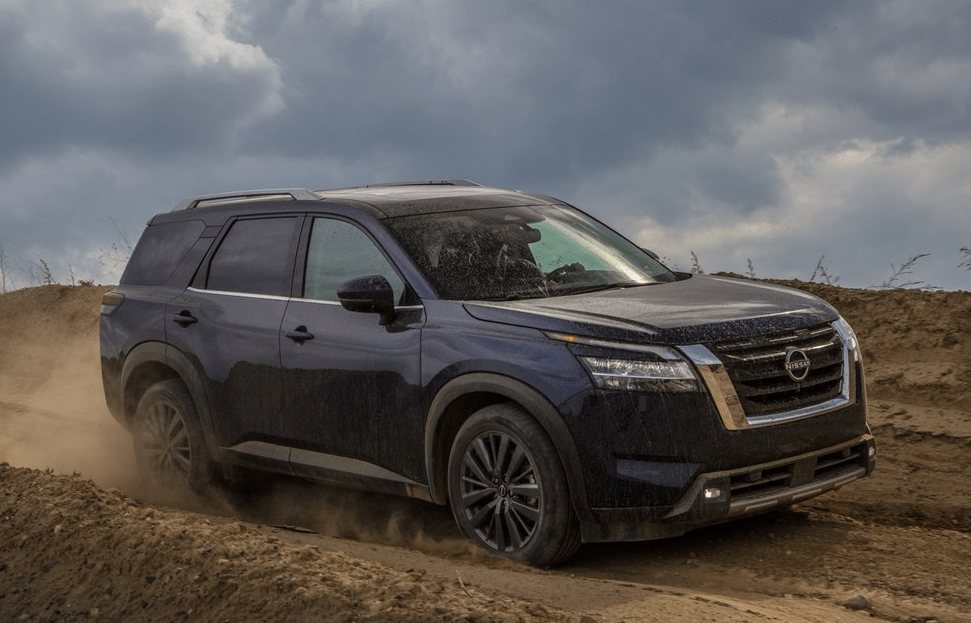 搭3.5L V6+9AT动力！2023款日产Pathfinder海外版，竞争福特探险者_搜狐汽车_搜狐网