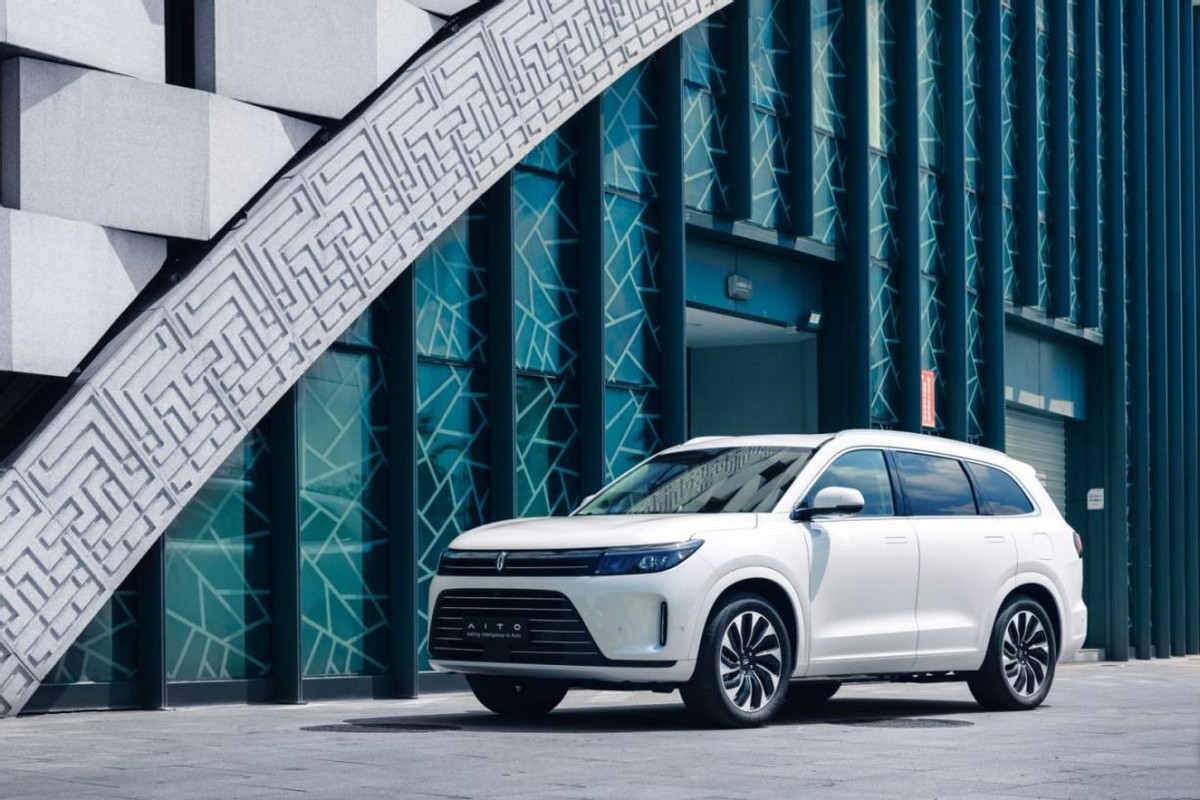 升级换代PK智能座舱，选AITO问界M7还是理想L8？_搜狐汽车_搜狐网