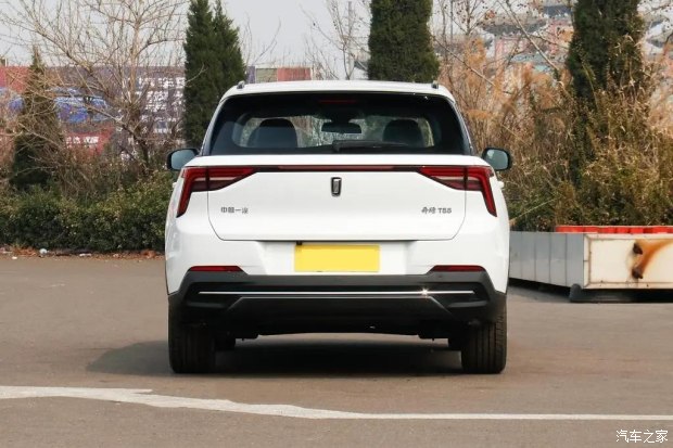 9.89万起！标配1.5T+7DCT 实惠又好开 奔腾T55了解一下_搜狐汽车_搜狐网