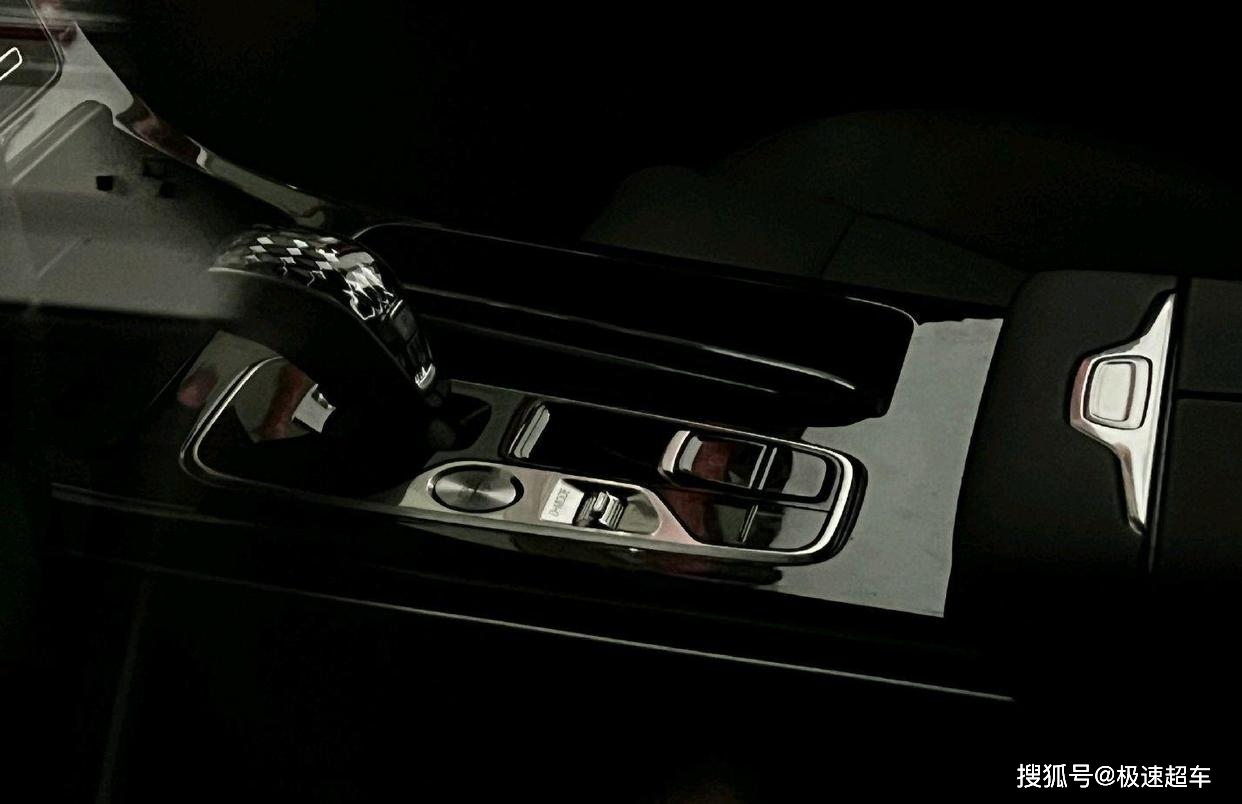 混动传祺M8登场，竞争腾势D9，气场媲美雷克萨斯LM，配置更丰富_搜狐汽车_搜狐网