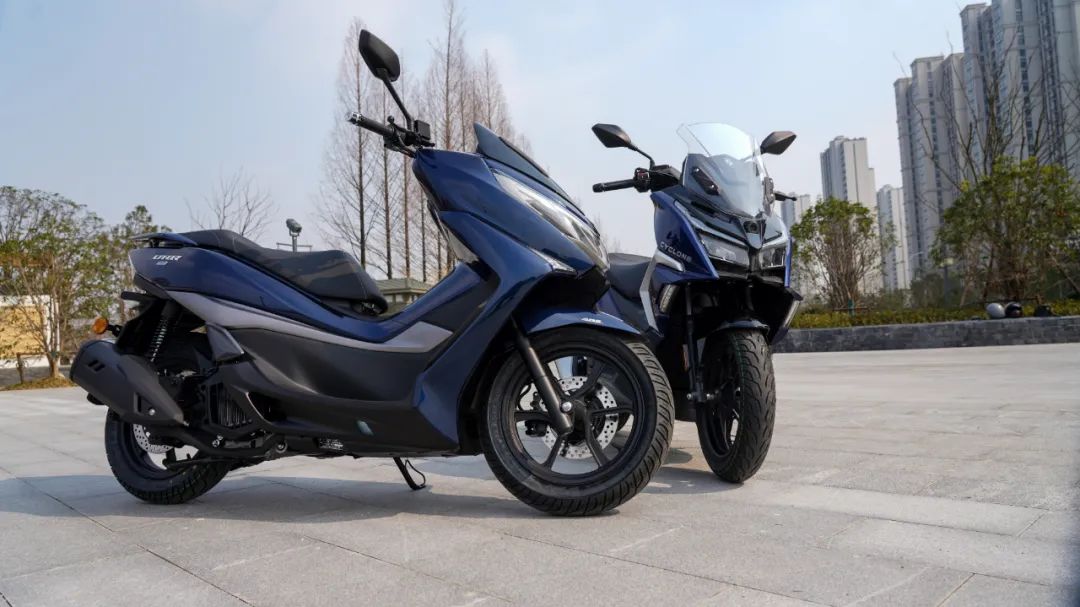 运动还是通勤？实拍16280的RT1和17980的UHR150，如何选？_搜狐汽车_搜狐网