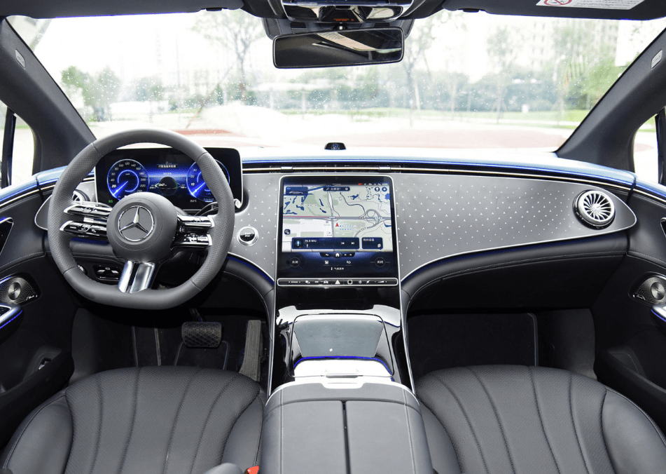 全面试驾奔驰EQE，EVA平台下的首款国产车型，能否征服国内消费者_搜狐汽车_搜狐网