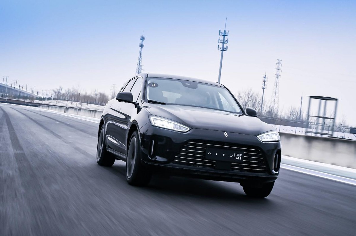 技术优于问界M5增程式的拿铁DHT-PHEV，升级后油电双降再戳行业技术天花板_搜狐汽车_搜狐网