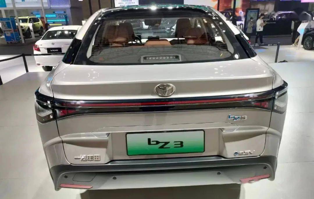 预售价格区间为18.98-21.98万元，一汽丰田bZ3正式上市！_搜狐汽车_搜狐网