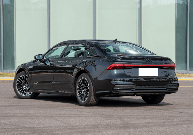 奥迪A7L仅需31.87万，Q6 32.76万元起，是真福利还是卖不动了？_搜狐汽车_搜狐网