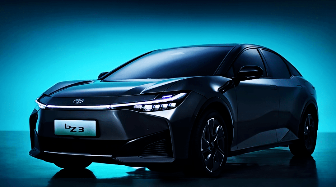 16.98万起的丰田bZ3，怕是要被比亚迪吊打吧？_搜狐汽车_搜狐网