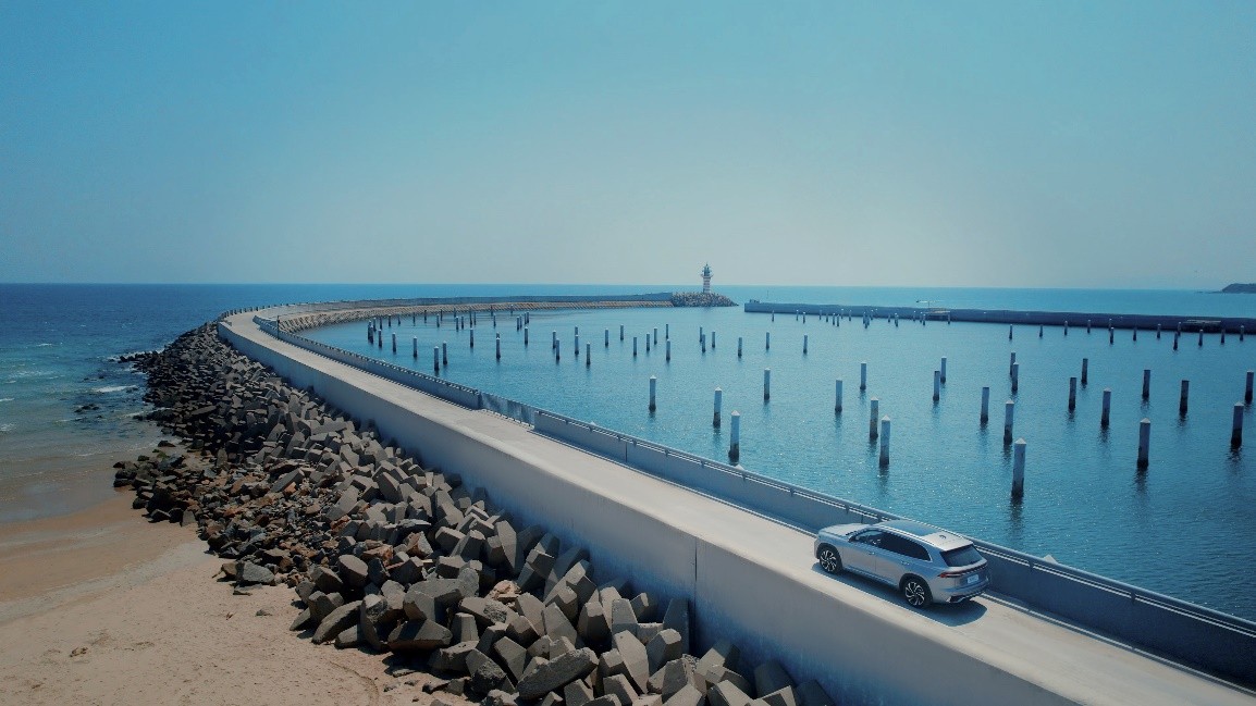 16.82万元，星越L 8AT两驱旗舰型公布市场指导价_搜狐汽车_搜狐网