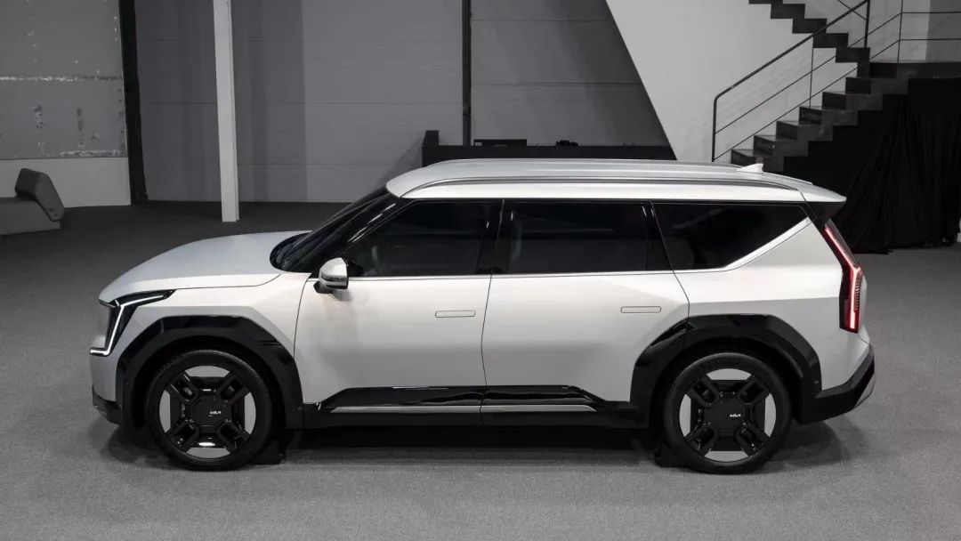 对标蔚来ES8，起亚全新EV9官图发布_搜狐汽车_搜狐网