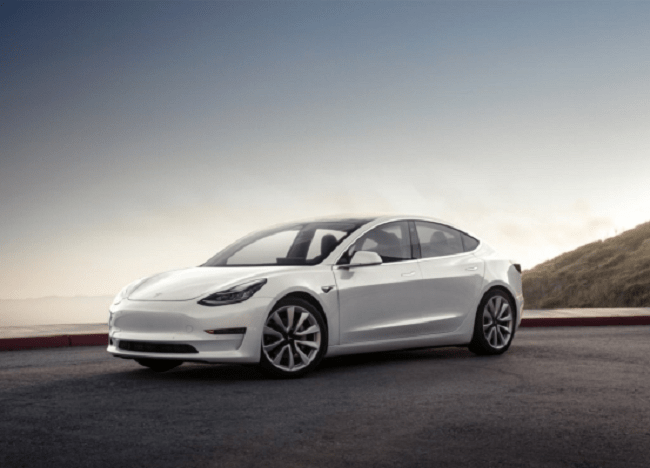 2023年一降再降的特斯拉model3还值得入手吗？_搜狐汽车_搜狐网
