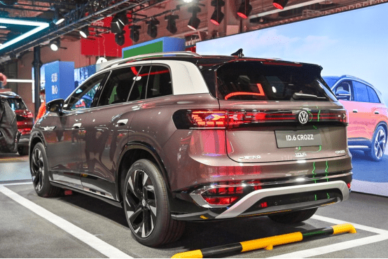 基于大众MEB平台制造，ID.6 CROZZ品质有保障_搜狐汽车_搜狐网