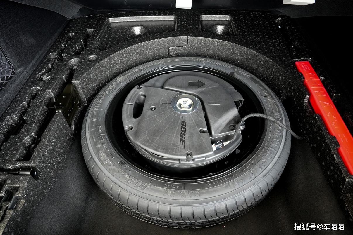 品牌首款黑标轿跑/配2.0T+9AT 抢先到店实拍MG7！_搜狐汽车_搜狐网