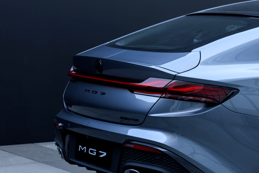 轿跑卷王？MG7上市即交付，售价11.98万元-16.98万元_搜狐汽车_搜狐网