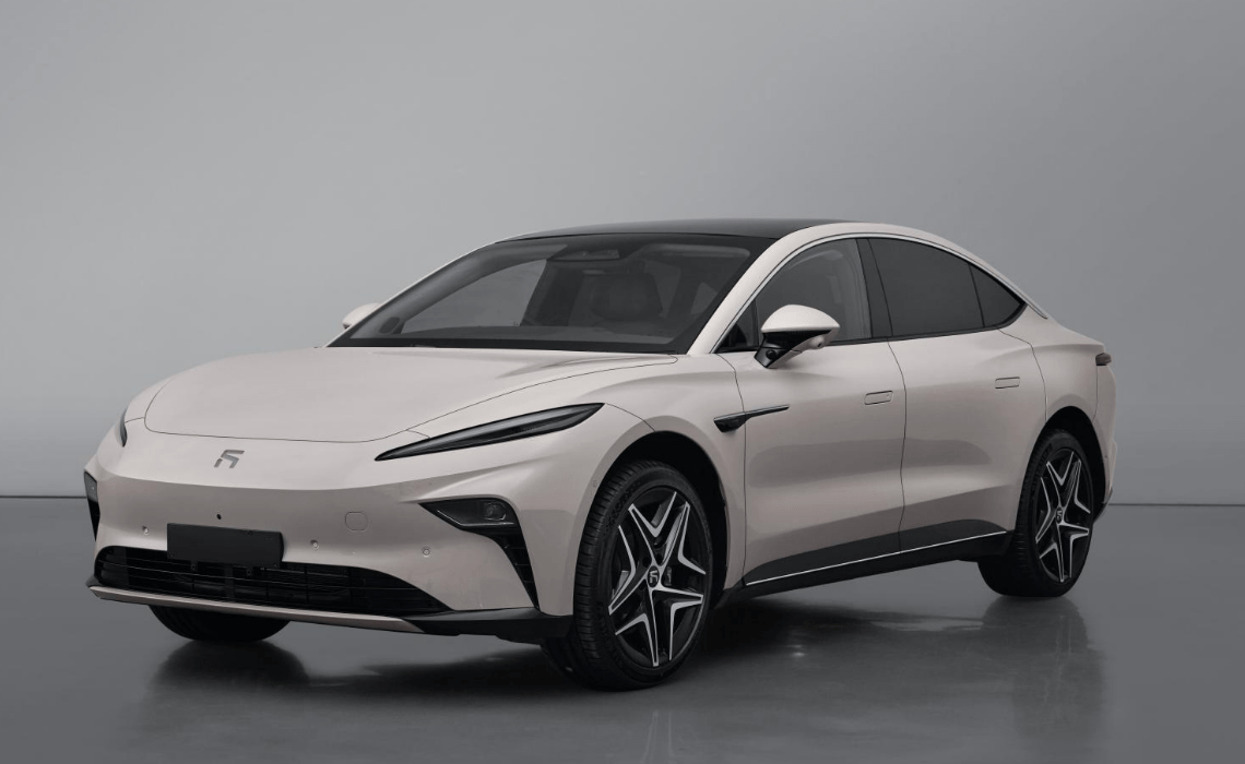 飞凡F7、蓝电E5“流血”上市，价格战内卷继续？_搜狐汽车_搜狐网