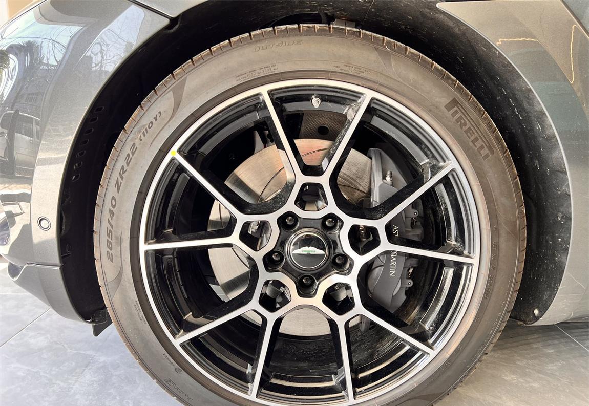 260多万提一台4.0TV8版本的阿斯顿马丁DBX，各位觉得怎么样？_搜狐汽车_搜狐网