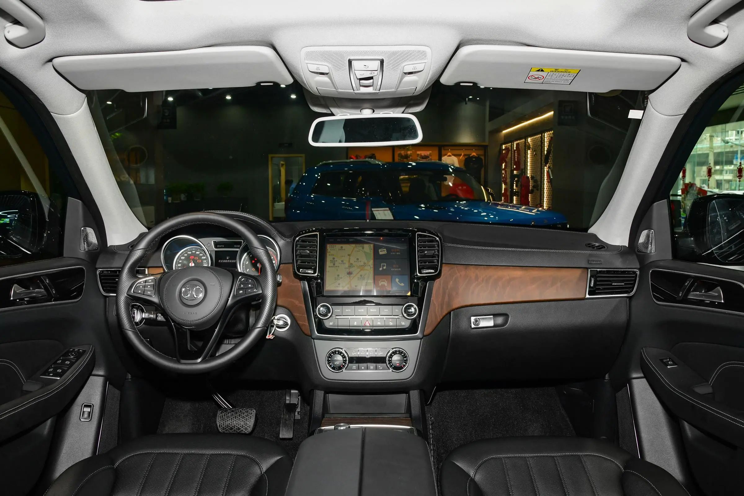 28.8万买“换壳奔驰GLS”，北京BJ90降价71万后，值得入手吗？_搜狐汽车_搜狐网