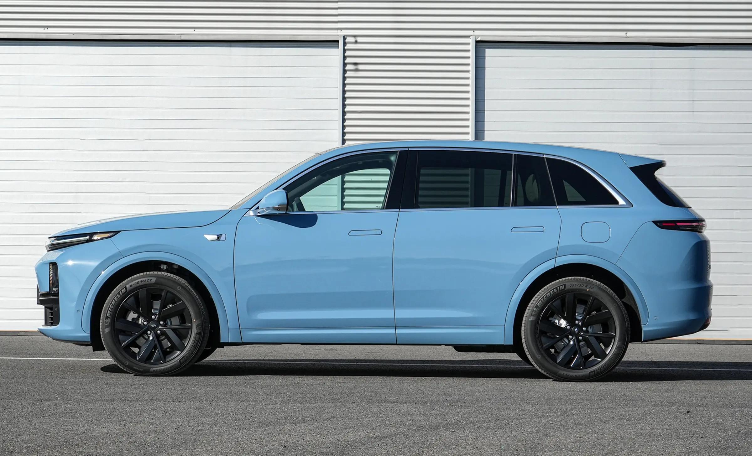 2023款奥迪Q5L，全系标配主动刹车、适时四驱，安全又舒适_搜狐汽车_搜狐网