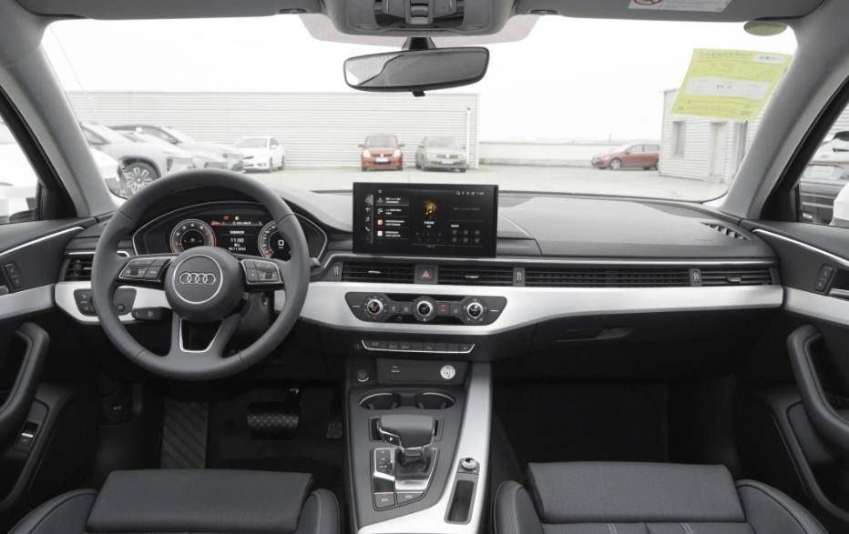 34万预算想买中型车，小鹏P7i对比奥迪A4L，选谁合适？_搜狐汽车_搜狐网