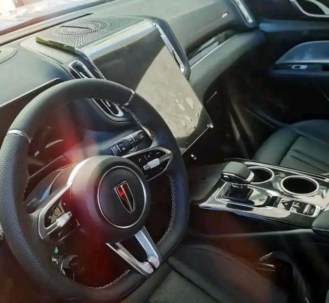 最便宜的红旗豪华SUV，HS3只卖15万打价格战，套用红旗L5旗舰车头_搜狐汽车_搜狐网