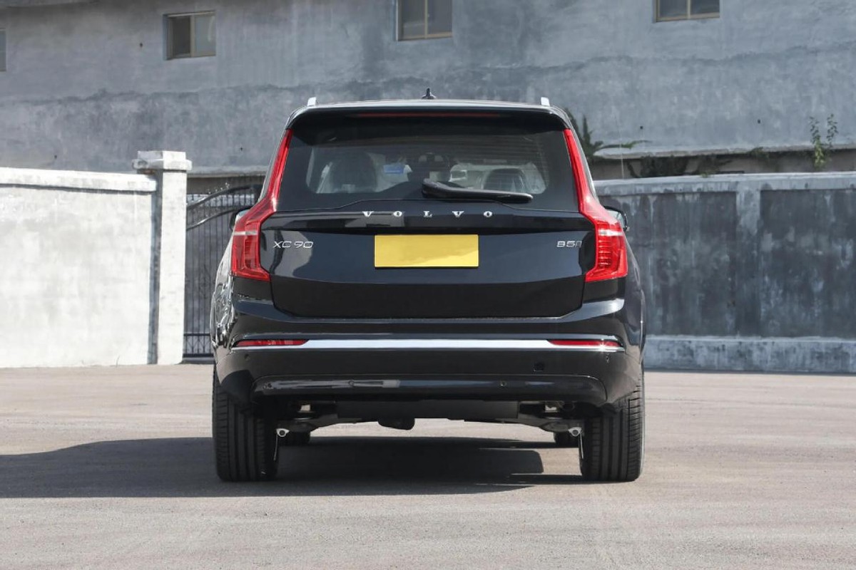解析沃尔沃XC90，2.0T爆300马力，纯进口配8AT，有多强？_搜狐汽车_搜狐网